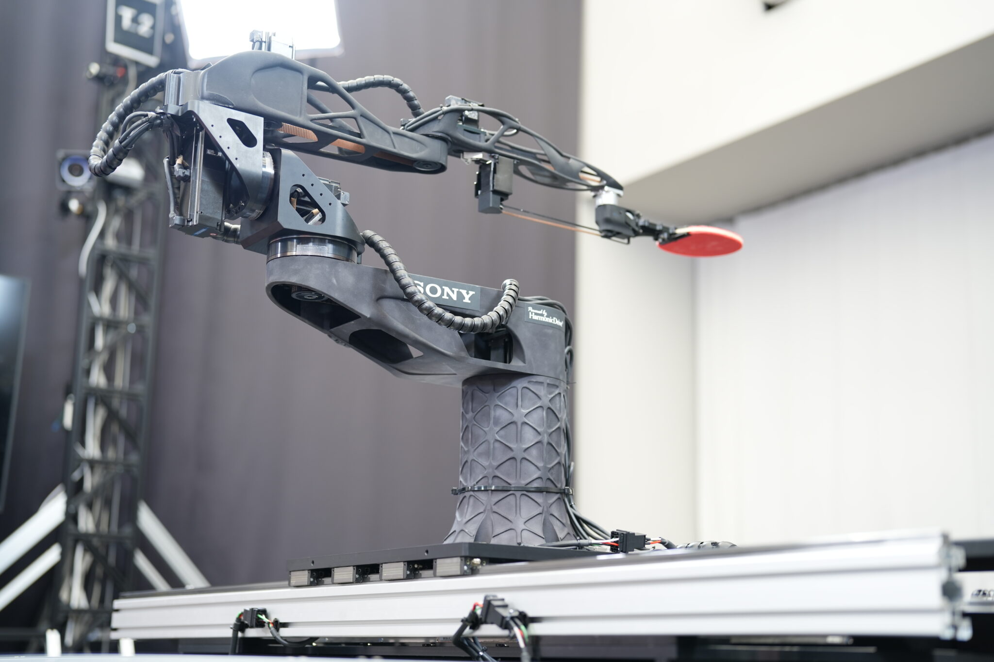 Sony AI table tennis robot outplays elite human players | ITSC